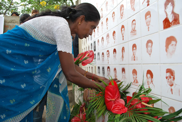 මට මගේ දරුවා වැළඳගන්න ඕන. මට මගේ දරුවා සිප ගන්නට ඕන.’’ අතුරුදහන් වූ තම ...